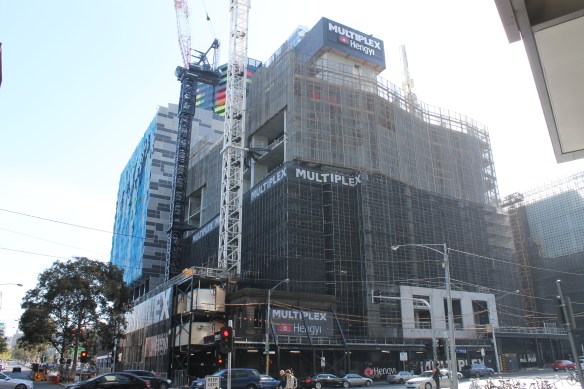 Swanston Central adds two tower cranes and 1,039 apartments to ...