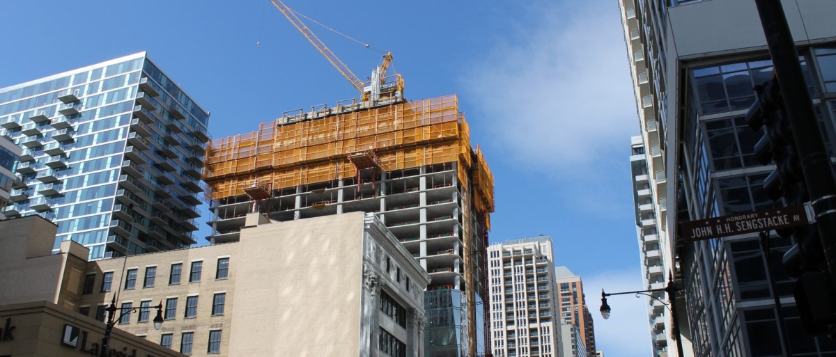 The Paragon Chicago continues its gain of height, glass | Building Up ...
